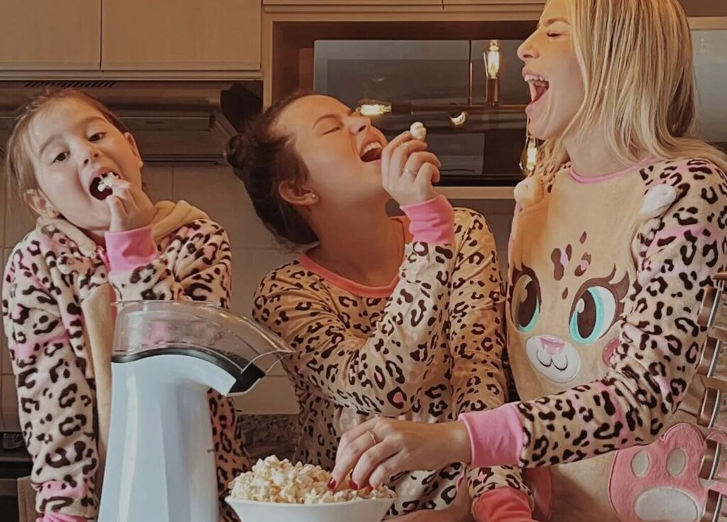 The colorful and irreverent world of Puket combines well with travel ...